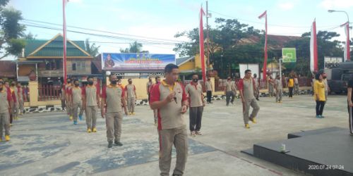 Putri Leonardo Panji Didaulat Lagi Jadi Instruktur Senam di Mapolres ...